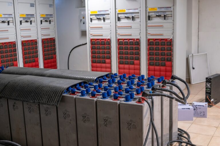 Best Practices for Industrial Battery Charging - Remis Power Systems Inc.